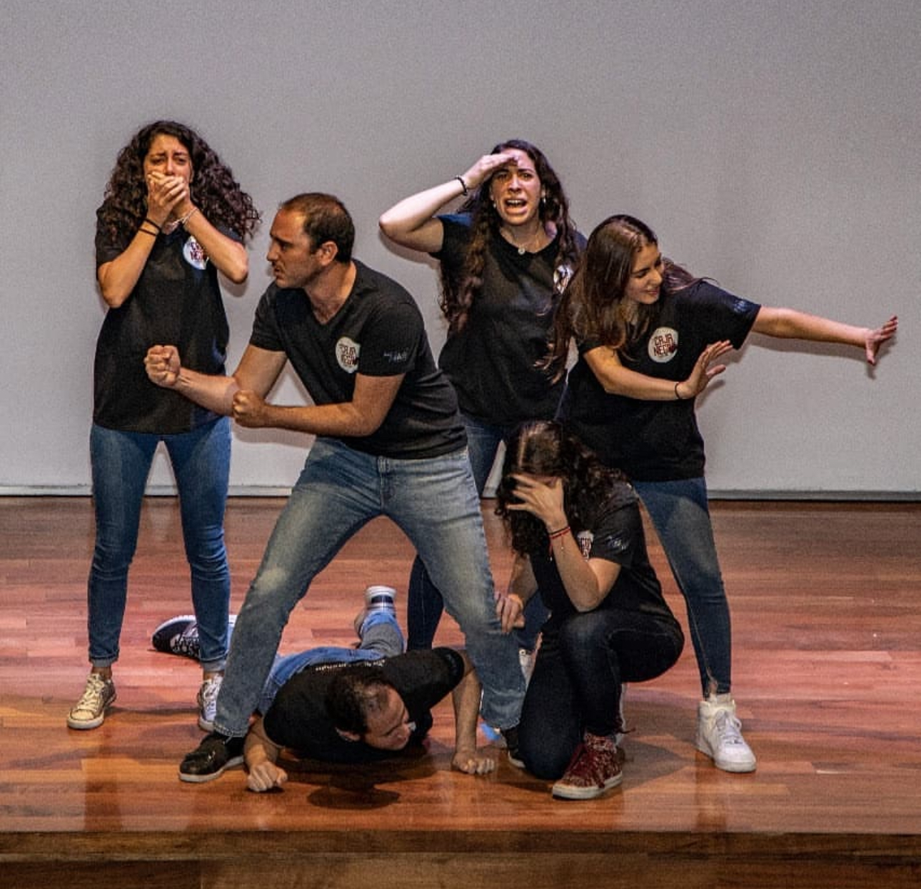 La Caja Negra: El guión, sus historias. El escenario, sus recuerdos ...