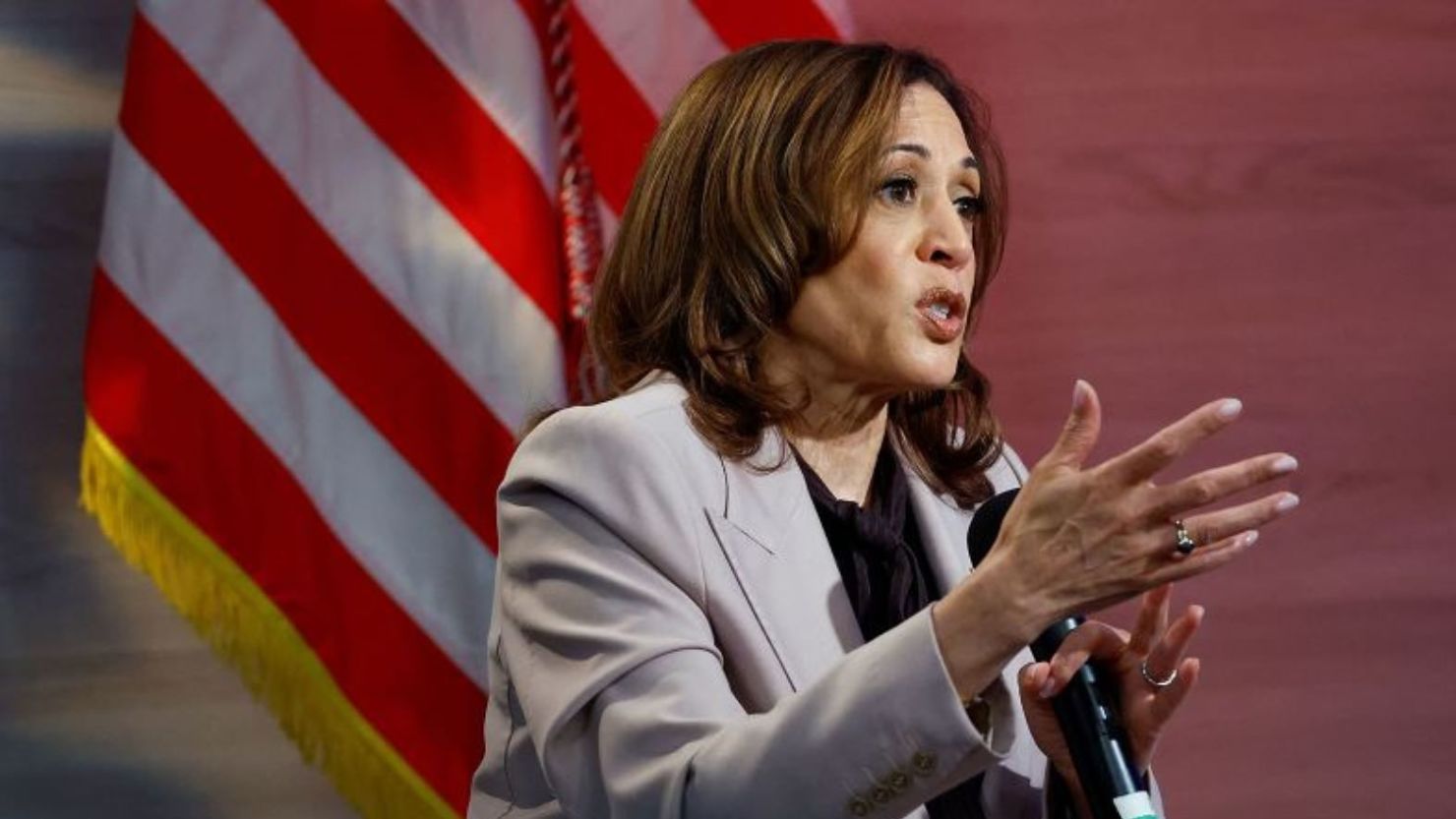Harris se dirige a votantes árabes | La Kehile